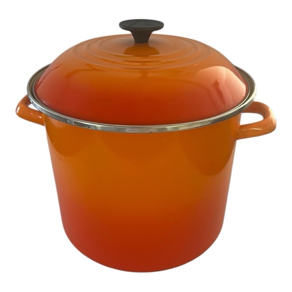 Le Creuset | Kitchen | Creuset Stock Pot 8 Qt Enamel On Steel Flame Red ...